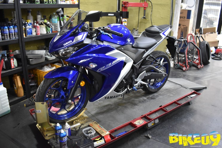 야마하 Yzf R3 오토바이 M4 머플러 라지에이터 그릴 니그립패드 백미러 높이조절 장착 교체 정비 튜닝 전문점 오토바이 용달