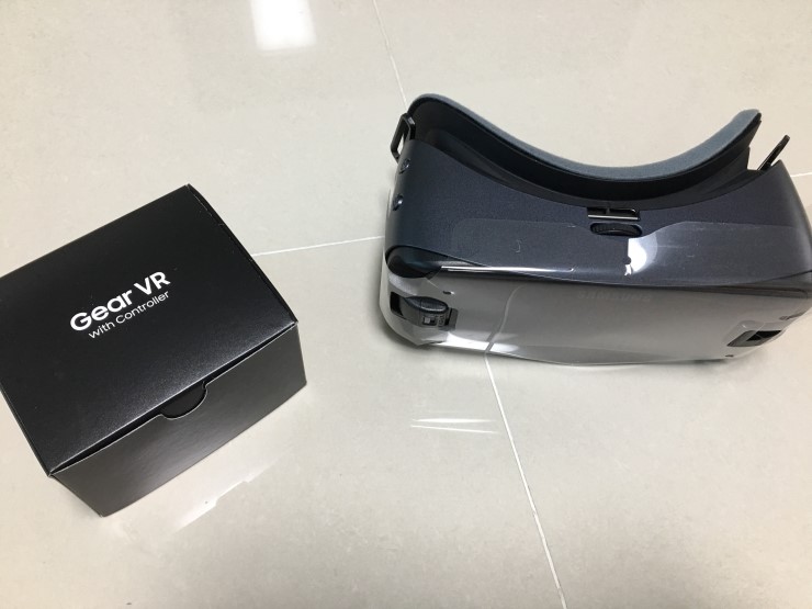 제품 리뷰 :: 삼성 2018 기어 VR with 컨트롤러 (SM-R325) [ 1 ] : 네이버 블로그