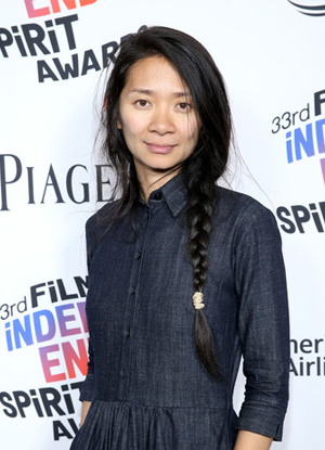 클로이 자오 Chloe Zhao (1982.03.31) 감독 프로필 : 네이버 블로그