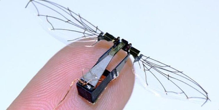 곤충 로봇 RoboFly의 비행 - ASME : 네이버 블로그