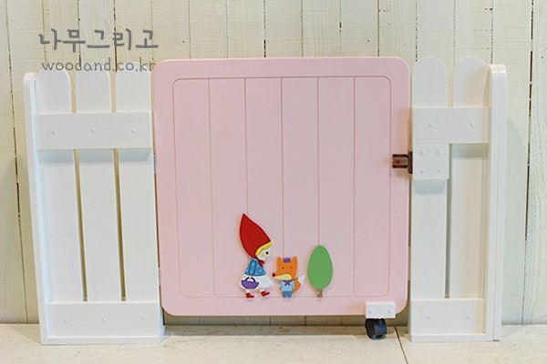 아기 안전문 아기 울타리 아기 보호문 유아 안전가드 유아 펜스 안전문 잠금장치 안전문 장금장치세종 지니어스어린이집