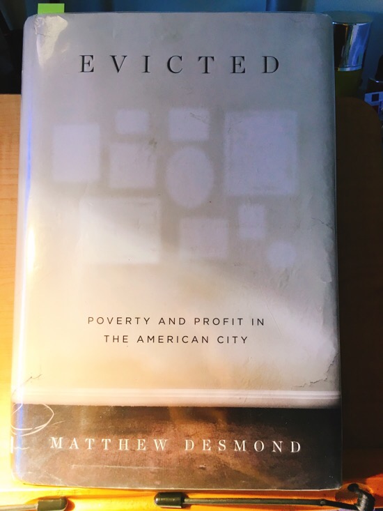 영어원서 읽기 / 쫓겨난 사람들( Evicted : poverty and profit in the American city ...