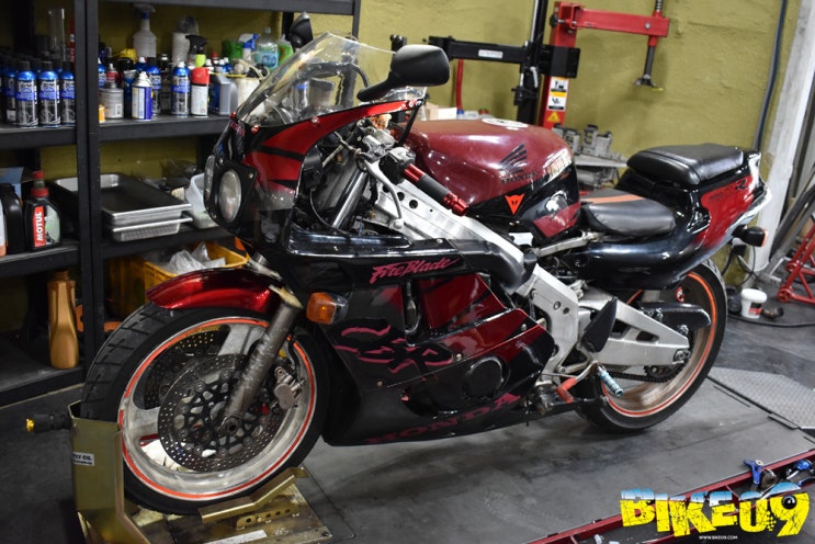 혼다 Cbr400rr 오토바이 전체점검 무상점검 전체수리 리스토어 픽업 용달 전문점 오토바이 타이어 교체 전문점 합성유 교체