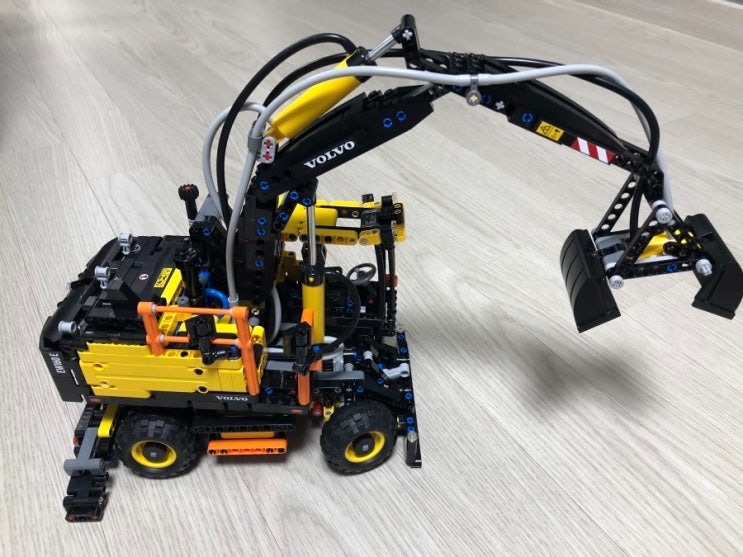 레고 테크닉 42053 볼보 굴삭기 EW160E 리뷰 : 네이버 블로그