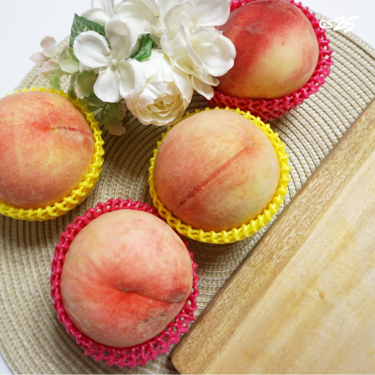 여름이 가기 전! 꼭 먹어야 할 그것! GS25 부드러운 복숭아 & 아삭한 복숭아 2종 : 네이버 블로그