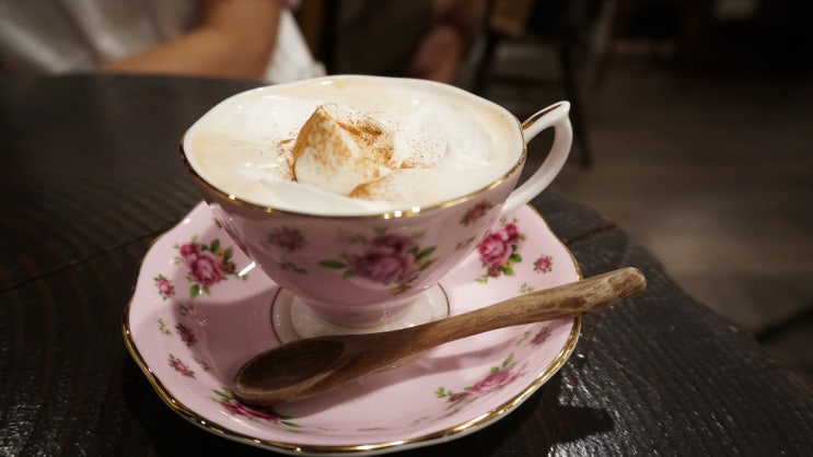 광화문 로스터리 카페 커피스트coffeest 두 번 방문 후기 Ft비엔나커피 네이버 블로그