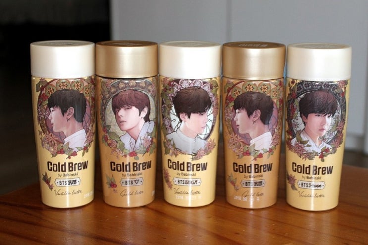 한정판 BTS cold brew 방탄소년단 콜드브루 골드라떼 바닐라라떼 커피 구매 후기(사진 많음) : 네이버 블로그