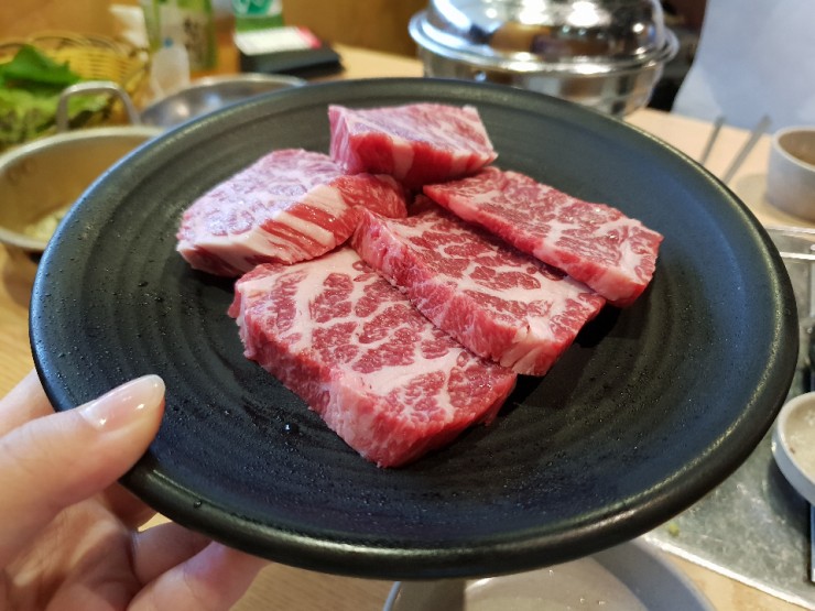 서래마을 맛집 서래마을 고기집 서래마을 고깃집 참숯화로구이 육갑식당 서래직영점 소금구이 육갑꽃돼지 육갑