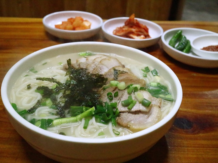 제주 연동 현지인 맛집 돼지수육 듬뿍 푸짐하게 즐기는 제주도 고기국수 제주공항근처 저녁 한끼 네이버 블로그