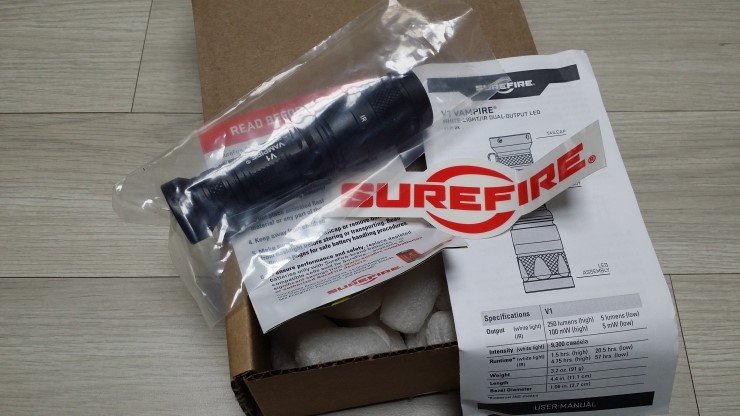 SureFire V1-B-BK Vampire Dual-Output Flashlight(슈어파이어 V1 라이트) : 네이버 블로그
