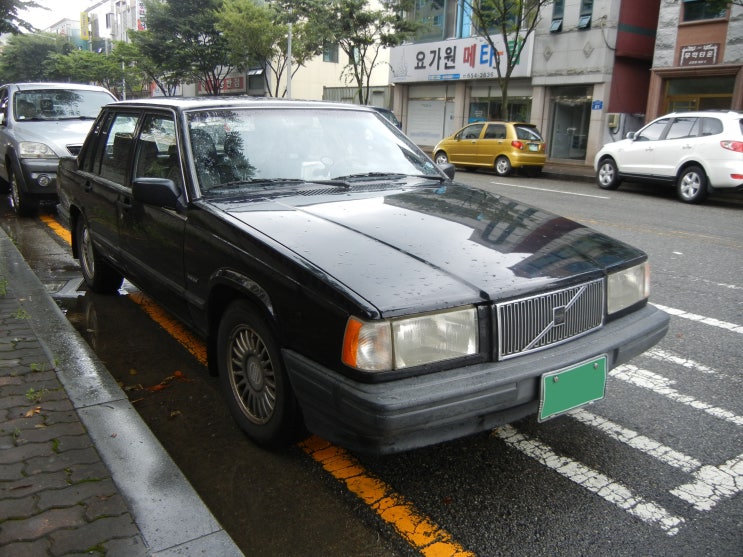 볼보의 성공적인 기함 모델, 볼보 700 시리즈 740/760 1982-1992 Volvo 700 Series 740/760 ...