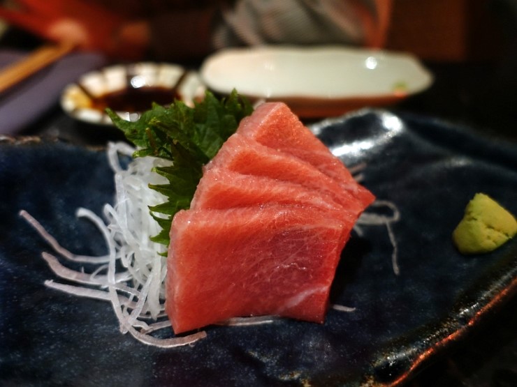 [바르셀로나 맛집]로바타(ROBATA) - Toro NIGIRI, Akami Roll, California Mix : 네이버 블로그