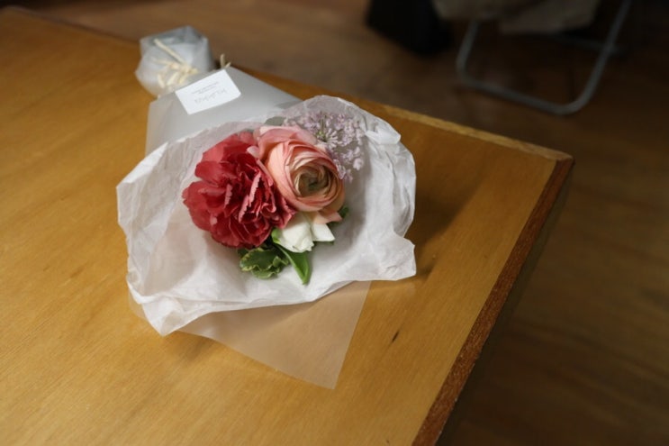 꾸까 2주차 꽃정기구독 후기, 분홍꽃이 예뻐라 : 네이버 블로그