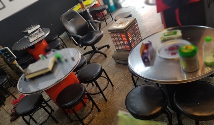 창원중고깡통테이블 창원중고포차테이블 창원중고스텐원탁 창원중고업소용식탁 창원중고업소용테이블 창원중고깡통테이블 6조6540판매