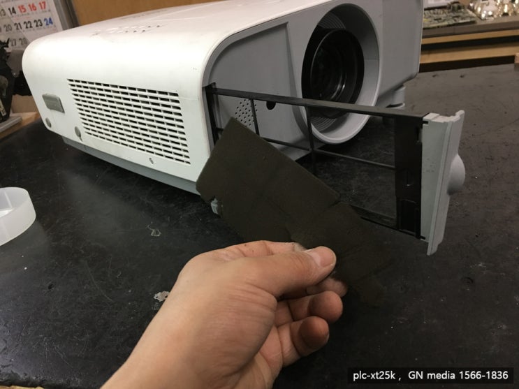 [plc-xt25k] plc-xt25 보드수리,정밀크리닝,램프교체방법(정보),POA-LMP105,메인보드수리,산요프로젝터수리 ...