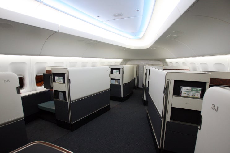 [퍼스트 클래스] 2018.03.01 대한항공 KE672 (쿠알라룸푸르 → 인천) B747-8i : 네이버 블로그