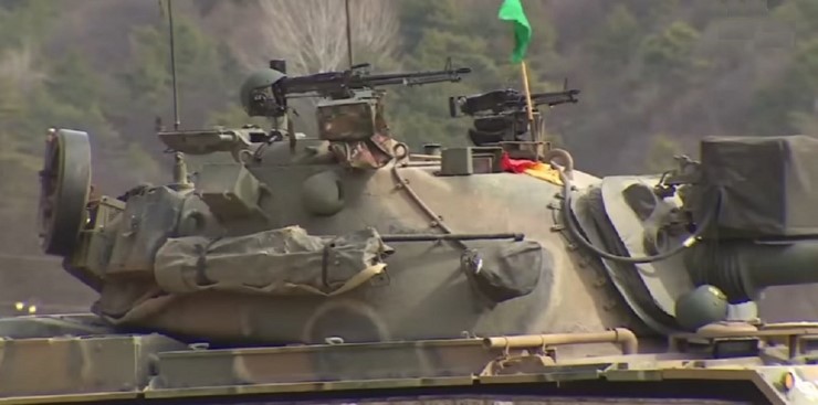 한국 예비군의 M48 전차 동원 훈련 - ROK Local Reserve Troops M 48 Tank firing ...