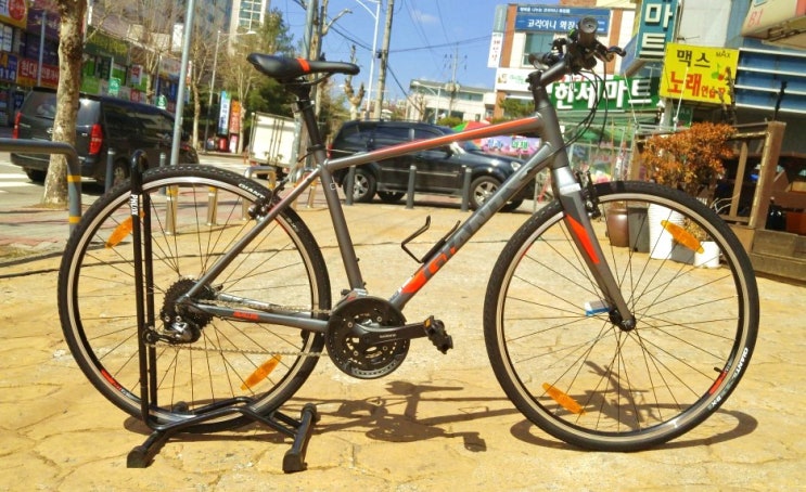 용인자전거수지자전거 2018 자이언트 에스케이프 1 입문용 하이브리드 출고 용인 수지 엠티비스카이 네이버 블로그