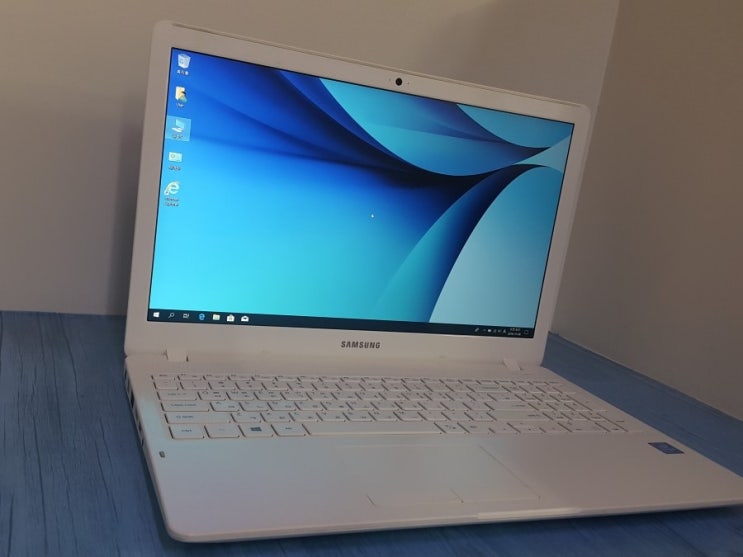 [판매완료] 삼성중고노트북 NT500R5H-K29L (인텔 5세대 3825U / 메모리 8G / SSD128G / 15.6인치 풀HD/ IPS패널) : 네이버 블로그