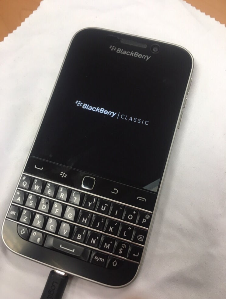 [블랙베리 클래식 Q20] Blackberry Classic 개봉기 : 네이버 블로그