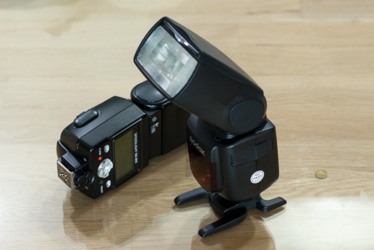 고독스 v860 ii 리튬이온 카메라플래시와 니콘 sb-800 : 네이버 블로그