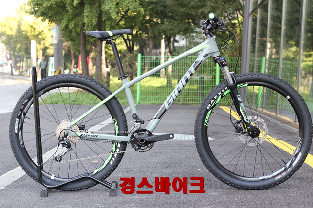 2019 자이언트 타론 2 입니다 자이언트 자전거는 경스바이크에서 구매합니다 네이버 블로그