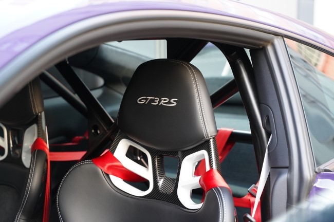 포르쉐 911 Gt3rs 센터락 무기스작업 미쉐린 컵2cup2 26535r20 32530r21 타이어 교체 및