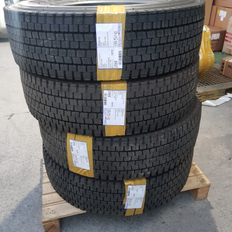 12R 22.5 대형 중고타이어(25톤 화물차 중고타이어) 택배 판매 / 일본 수입 대형중고타이어 도소매전문 유리무역 : 네이버 블로그