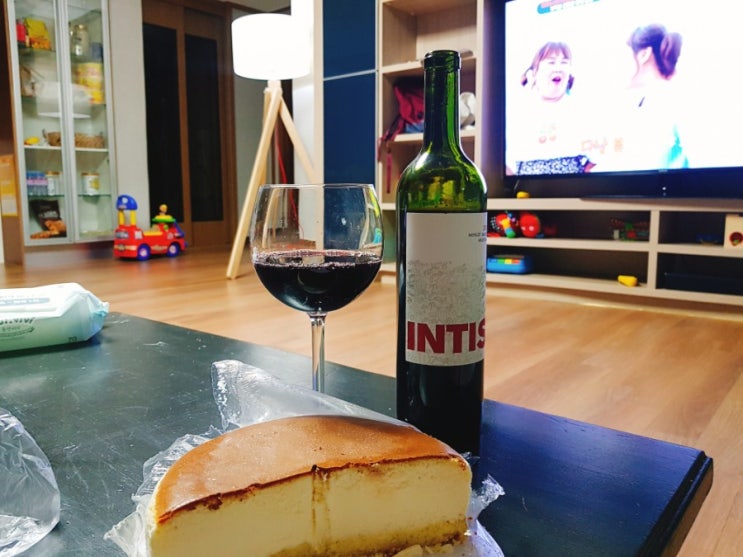 아르헨티나 레드와인 - 인티스 메를로 말벡 (INTIS MERLOT MALBEC) : 네이버 블로그