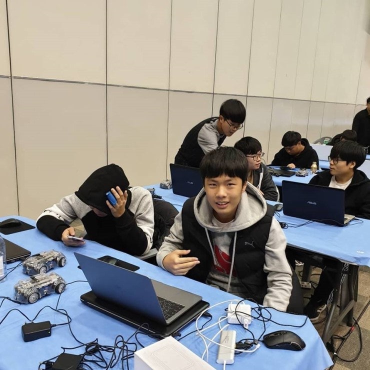 [유니드 DIARY] 코드캠프 영재학원 : 네이버 블로그