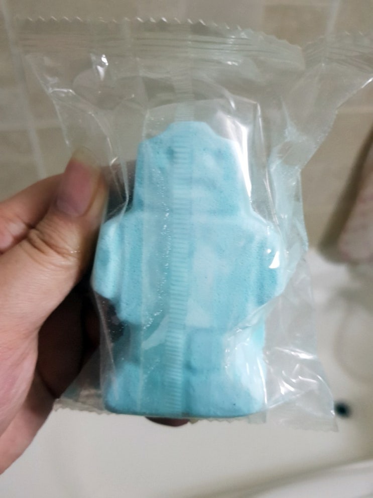 러쉬 베스밤 이클 베이비 봇 (LUSH BATH BAMB ICKLE BABY BOT) : 네이버 블로그