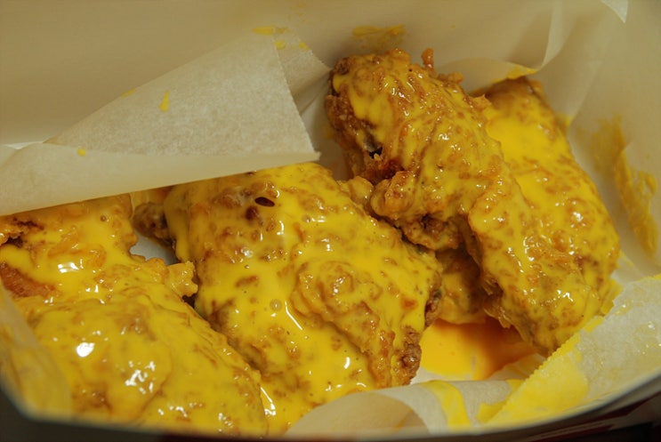 KFC 폴인치즈 치킨, 빨간맛 치킨 먹어본 후기. : 네이버 블로그