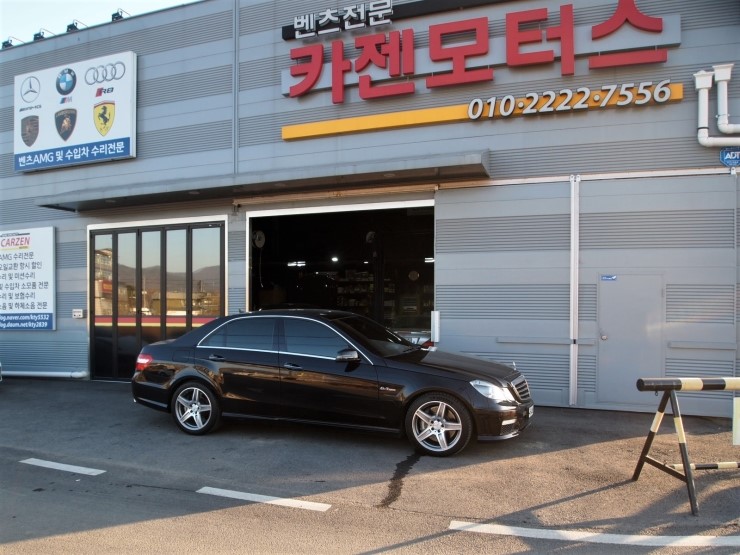 벤츠전문 카젠모터스 E63 Amg W212 엔진오일 누유에 의한 점검 후 63amg엔진 오일팬 1차 2차 3차 누유