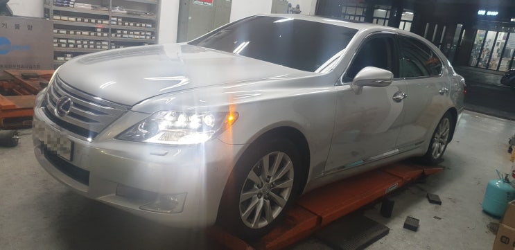 렉서스 Ls 600h 하이브리드 주행중 하부 잡소리 및 소음 점검 네이버 블로그