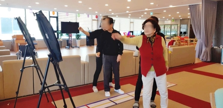 시니어데이케어주은원주센터 인지프로그램 한궁게임과녁맞추기 원주노인주간보호센터 네이버 블로그