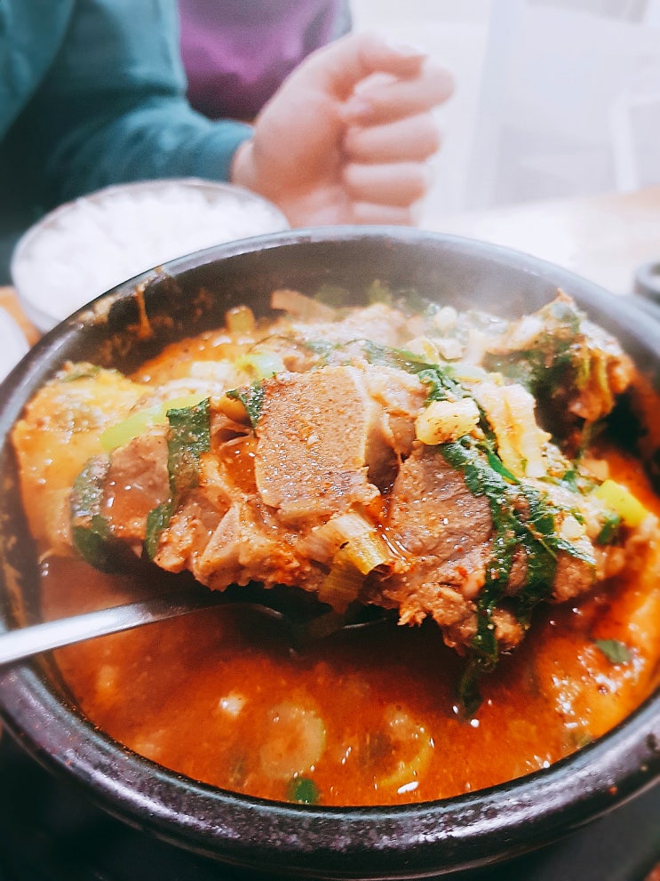 연남동 터줏대감 음식점 보쌈 감자탕 맛집 송가네 네이버 블로그
