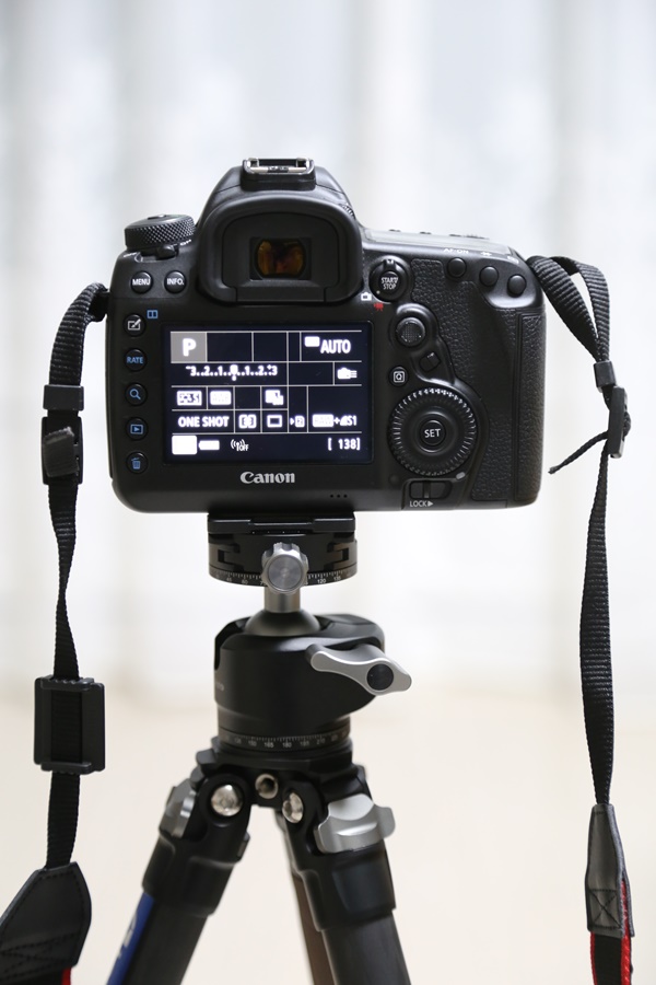 레오포토 삼각대 리뷰 - LS-254C + LH-30R 카본삼각대 볼헤드 세트 : 네이버 블로그