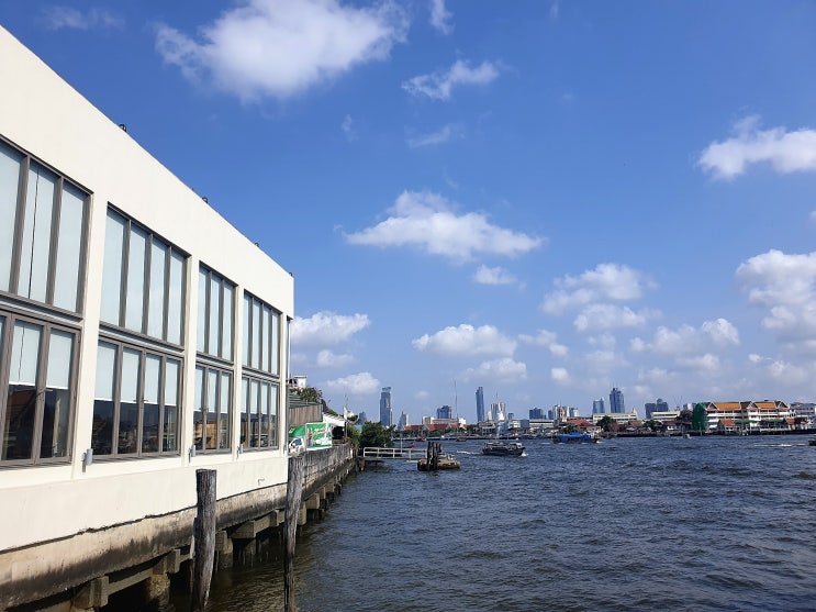 [촘 아룬 레스토랑 Chom Arun Restaurant] 태국 방콕 아룬 카페 레스토랑 맛집 루프탑바 : 네이버 블로그