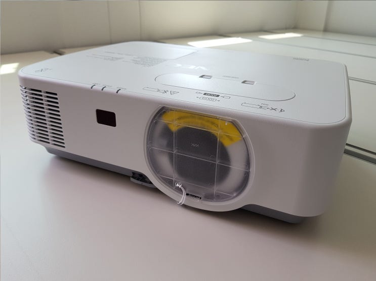 NEC P554U 풀HD빔프로젝터 리뷰 : 네이버 블로그