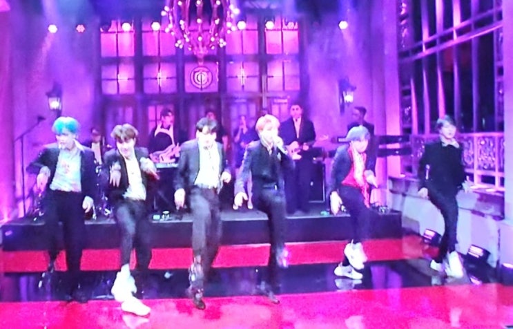 [BTS X SNL] SNL 에 BTS가 나와서 신곡 Boy With Luv 와 마이크 드롭을 불렀습니다. : 네이버 블로그