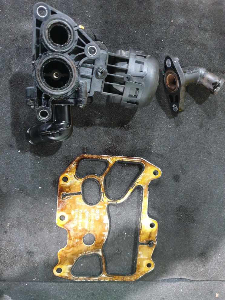 일산수입차정비 아우디 A6 30 Tdi 냉각수차단밸브 냉각수누수 오일쿨러 가스켓 교환 네이버 블로그