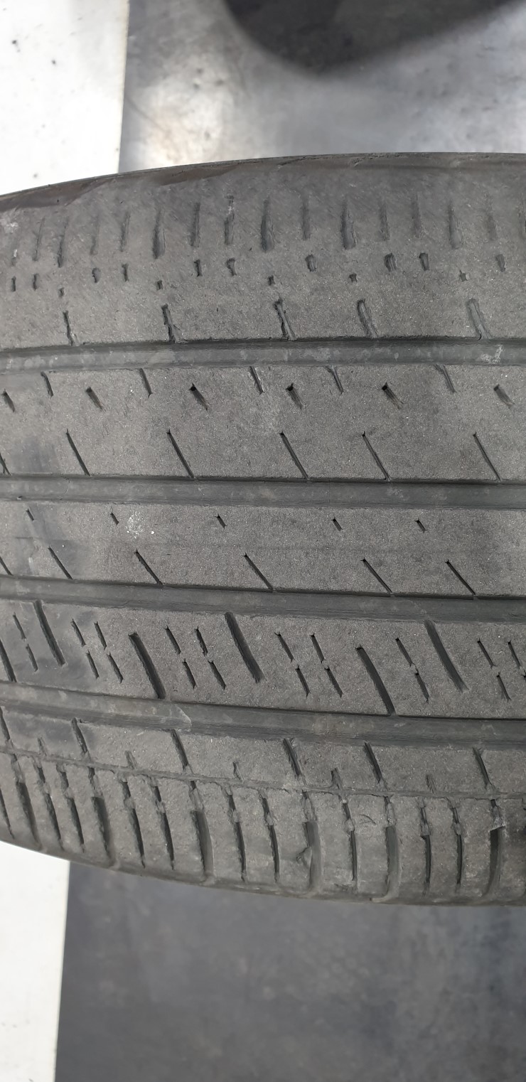 휠 너트 토크렌찌로 마무리/ 쉐보레공기압 셋팅기기 / 말리부 225 55 17 TA31 장착기 / 휠얼라이먼트 / 타이어프로금오점, 잠실점, 정군타이어 : 네이버 블로그