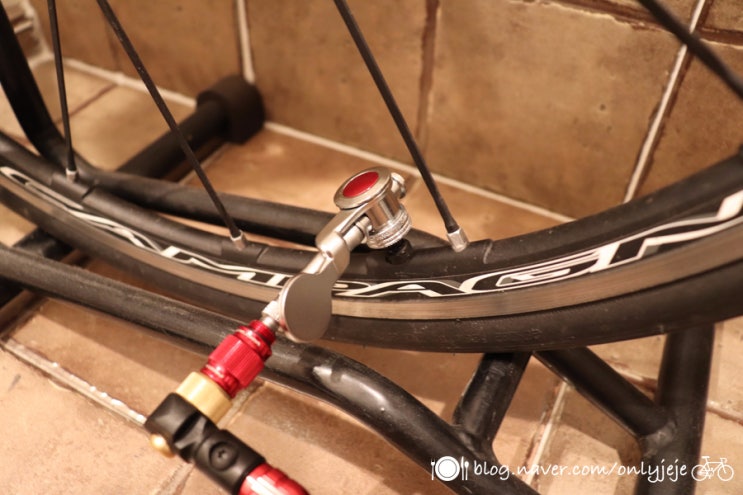 이건 진짜 최고의 아이템 실카 밸브 척 (Silca Presta Chuck) : 네이버 블로그