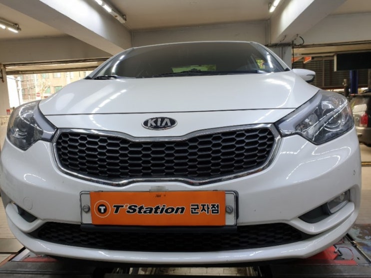 기아자동차 K3 타이어교체!!최고급한국타이어 벤투스S2AS 205/55R16 장착!!한국타이어는 티스테이션군자점에서 저렴하게 교환하세요~~ : 네이버 블로그