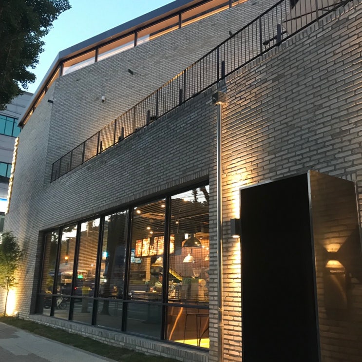 핸즈커피 (Hands Coffee)성북교점 다녀왔어용 : 네이버 블로그