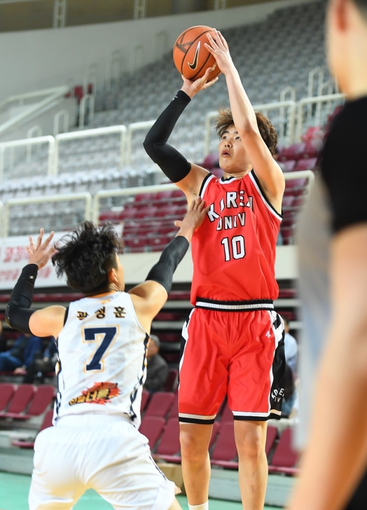 [KUSF 대학농구 U-리그]박민우, 더블더블 기록하며 고려대를 승리로 이끌다 : 네이버 블로그