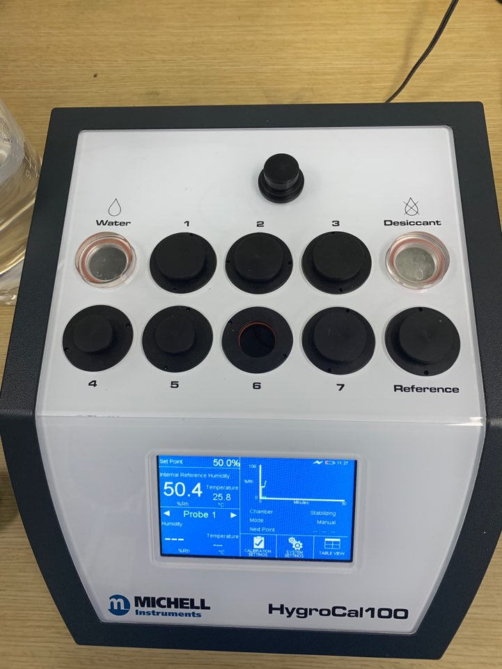 #습도발생장치 #습도교정기 #휴대용습도발생장비 #습도교정장비 #습도발생기 MICHELL사 HygroCal100을 소개 합니다 ...