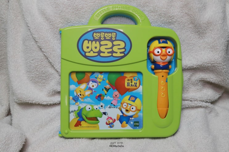 4세이상 아이장난감 리틀 퓨처북 뽀로로 펜 한글영어 다른 아이가 엄청 잘 쓰는 거 보고 샀는데 제 딸은 잘 활용을 안