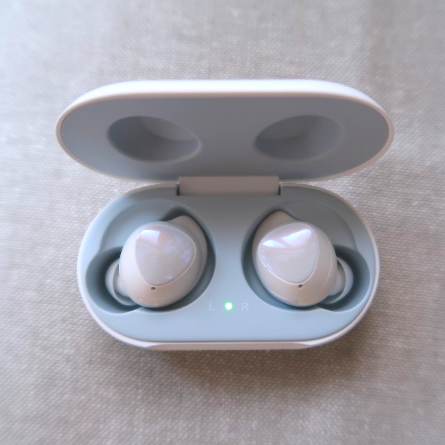 삼성 갤럭시 버즈 (SM-R170) 구매, 사용 후기 - 내 인생 첫 블루투스 무선 이어폰 : 네이버 블로그