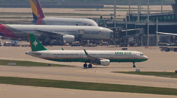 유니항공 Airbus A321-211 B-16209 : 네이버 블로그